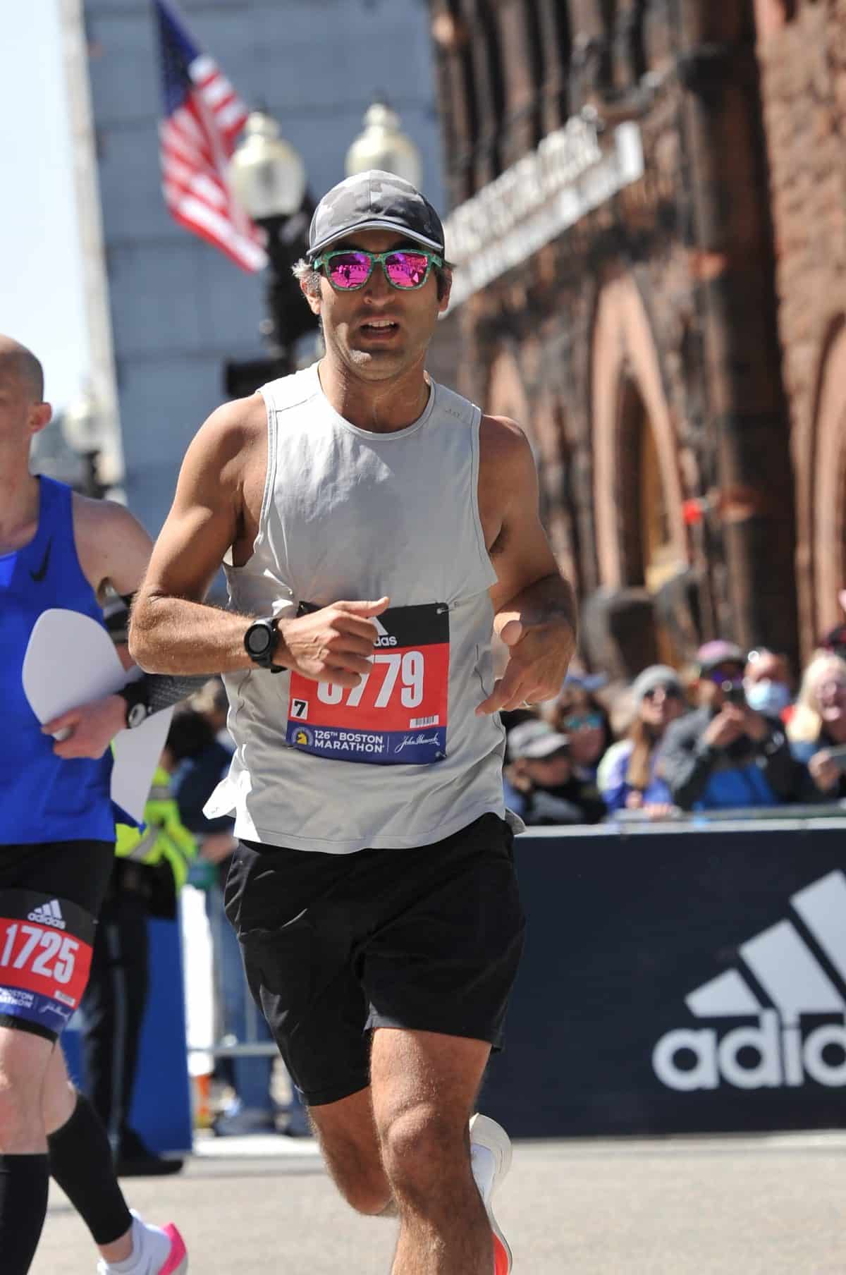 Athlete Spotlight: Aaron Kessler - V.O2 News