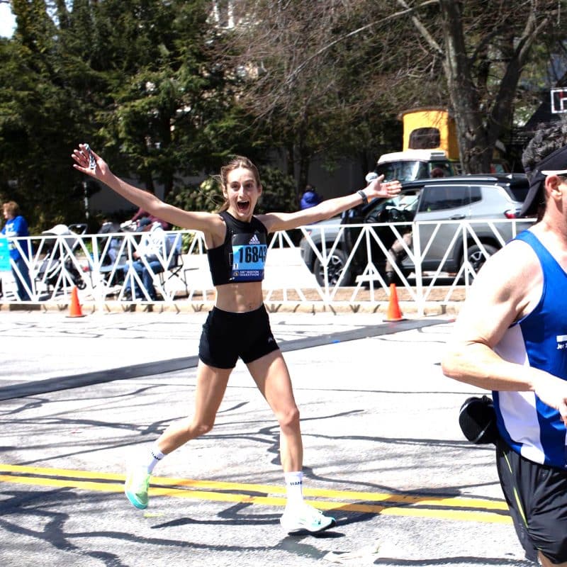 Athlete Spotlight: Meghan Behrent - V.O2 News